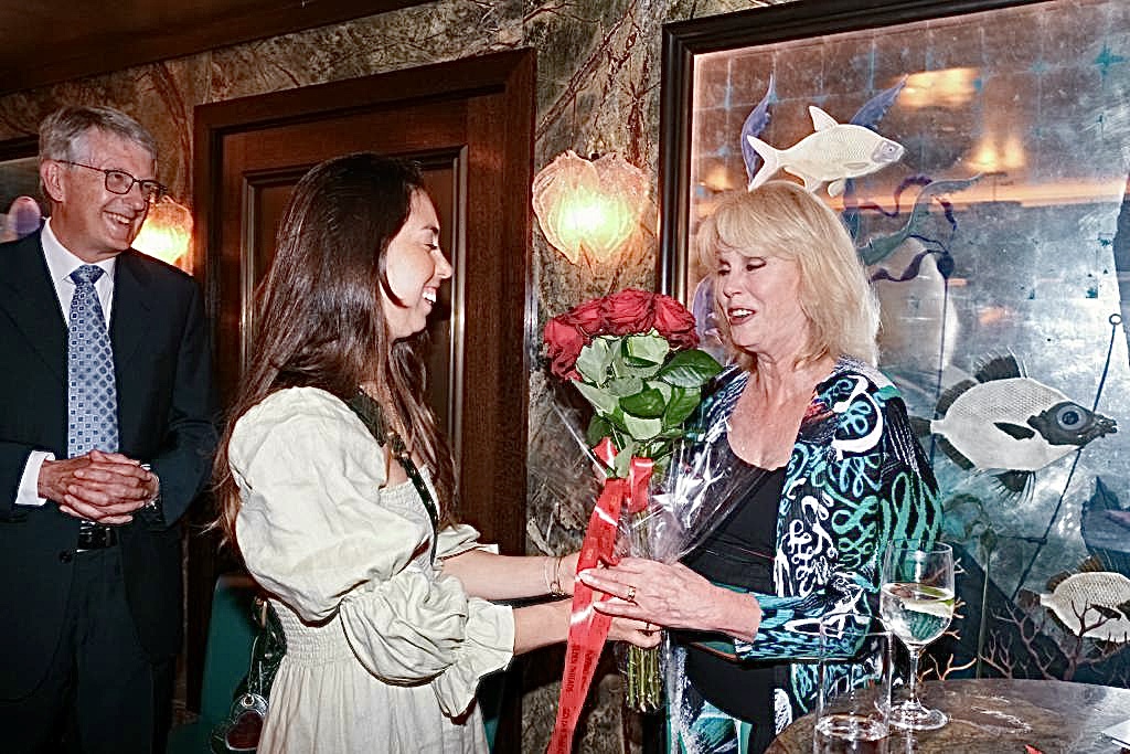 “GOLDEN THREADS” - London Book Launch - 10th July 2022 | PhysioPod UK ...