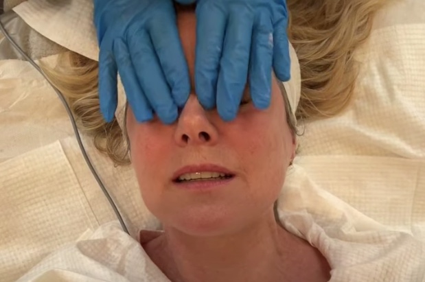 Actress Glynis Barber Experiences The Marie Reynolds MasterliftPlus ...